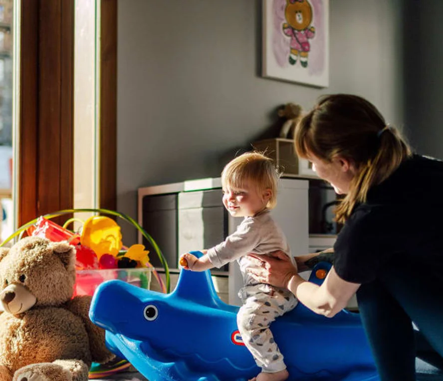 Chalet Host Jobs 2025/26 | Luxury Ski Resorts, France | VIP SKI