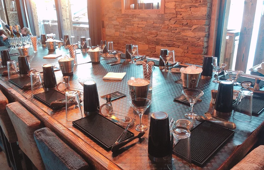 Mixology In The Mountains | VIP SKI